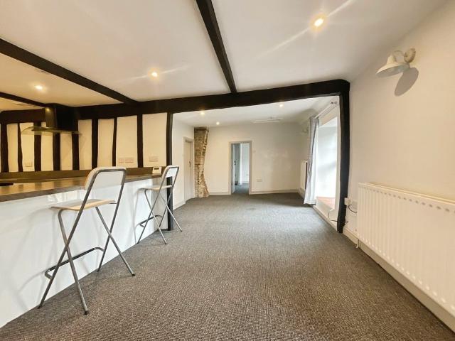 2 bedroom Apartment to let