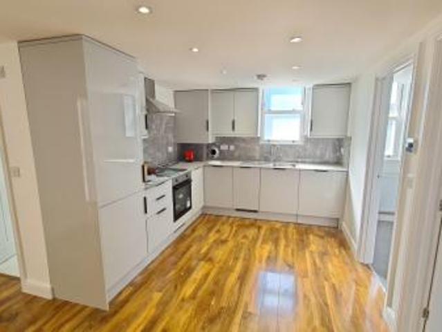 2 bedroom Apartment Let Agreed