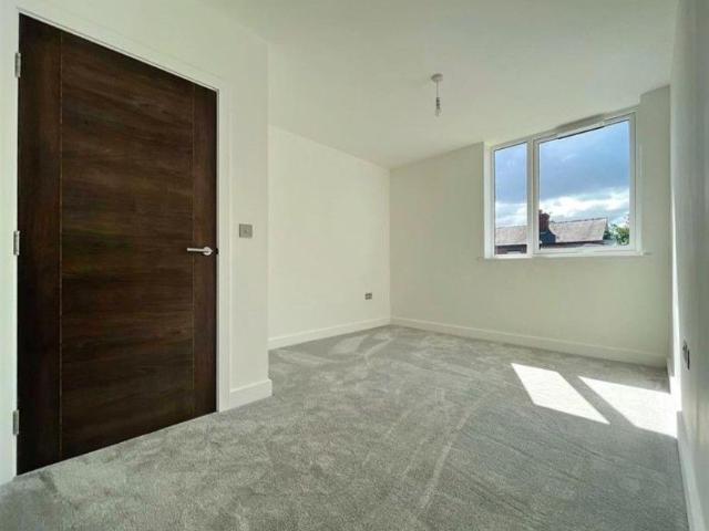 2 Bedroom Apartment To Let