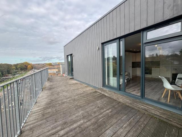 2 Bedroom Apartment To Let