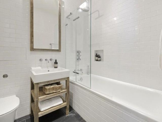 2 Bedroom Apartment To Let