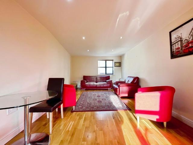 2 bedroom Apartment to let