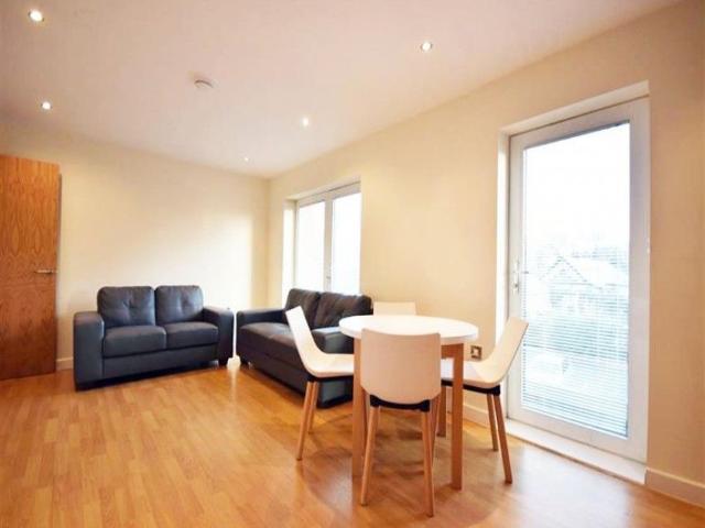 2 Bedroom Apartment To Let