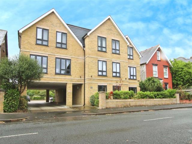 2 bedroom Apartment to let Norfolk Road, Maidenhead, Berkshire, SL6