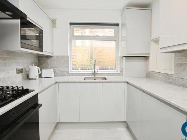2 bedroom apartment to let, Redland, Bristol | Ocean Estate Agents