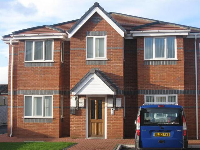 2 bedroom apartment to rent