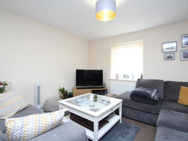 2 bedroom apartment to rent