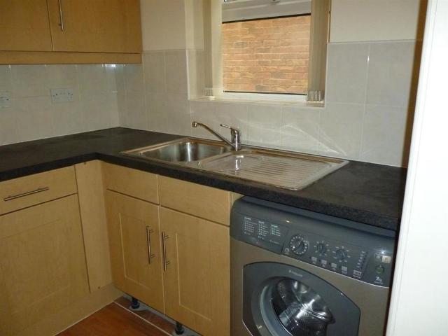 2 bedroom apartment to rent