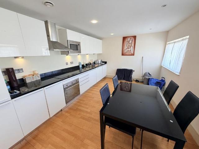 2 bedroom apartment to rent