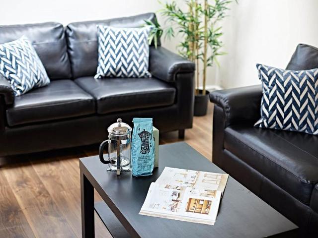 2 bedroom apartment to rent