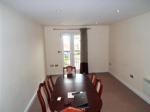 2 bedroom apartment to rent