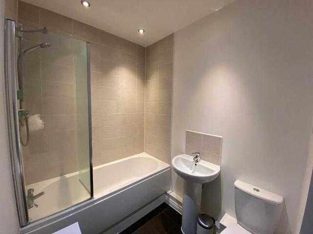 2 bedroom apartment to rent
