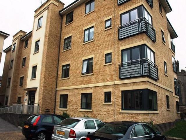 2 bedroom apartment to rent