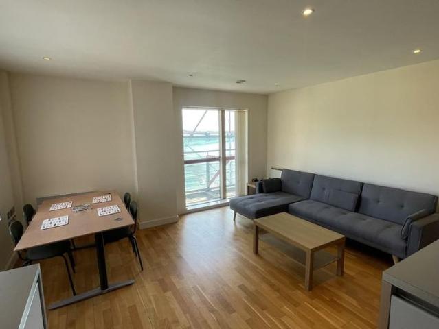 2 bedroom apartment to rent