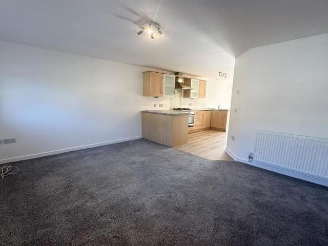2 bedroom apartment to rent