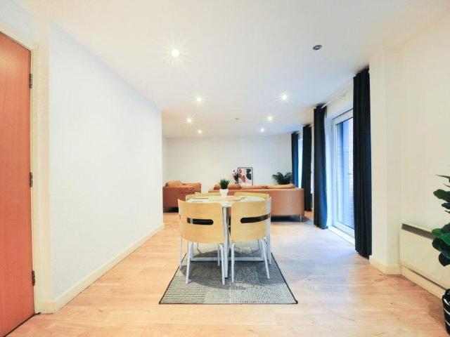 2 bedroom apartment to rent