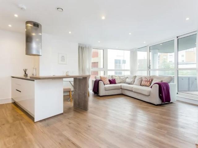 2 bedroom apartment to rent