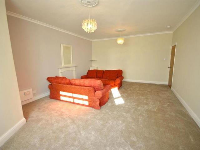 2 bedroom apartment to rent
