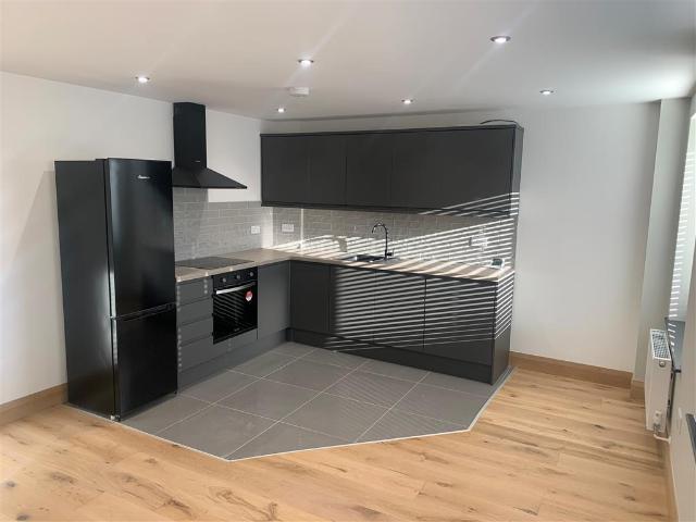 2 bedroom apartment to rent