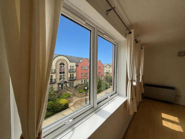 2 bedroom apartment to rent