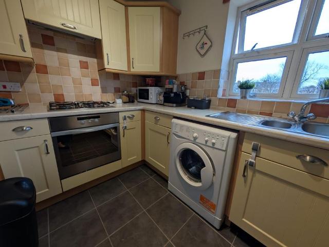 2 bedroom apartment to rent