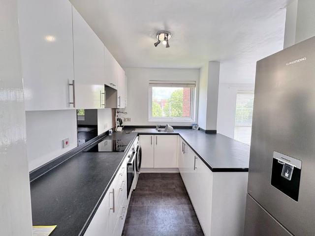 2 bedroom apartment to rent