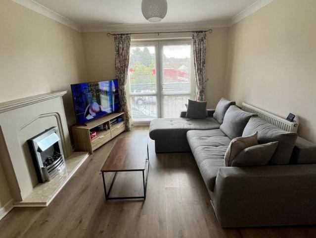 2 bedroom apartment to rent
