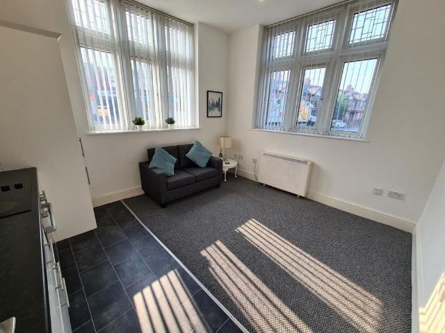 2 bedroom apartment to rent