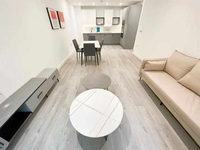 2 bedroom apartment to rent