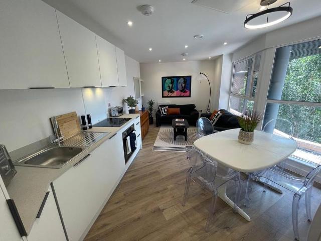 2 bedroom apartment to rent