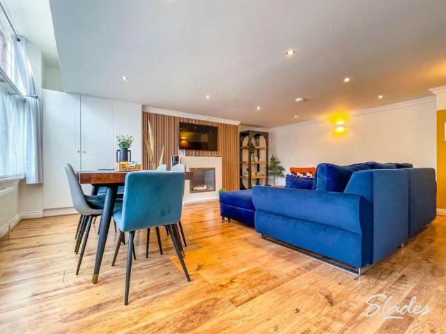 2 bedroom apartment to rent