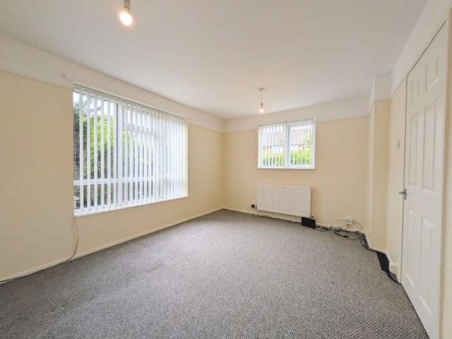 2 bedroom apartment to rent
