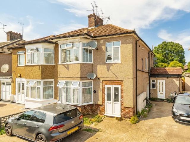 2 bedroom apartment to rent