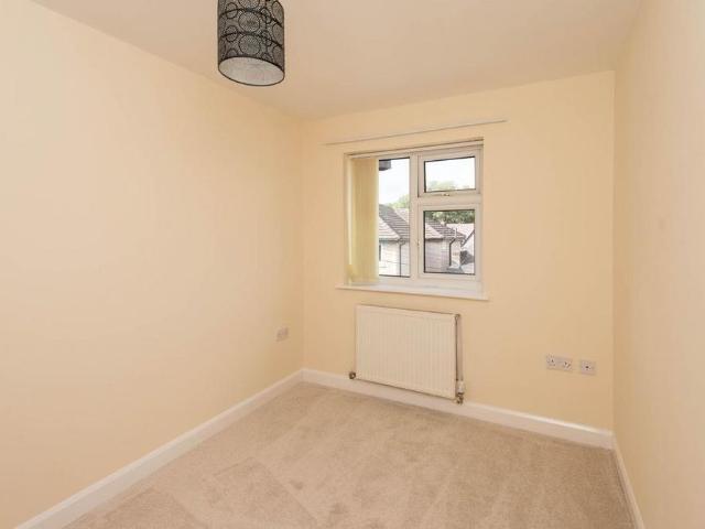 2 bedroom apartment to rent