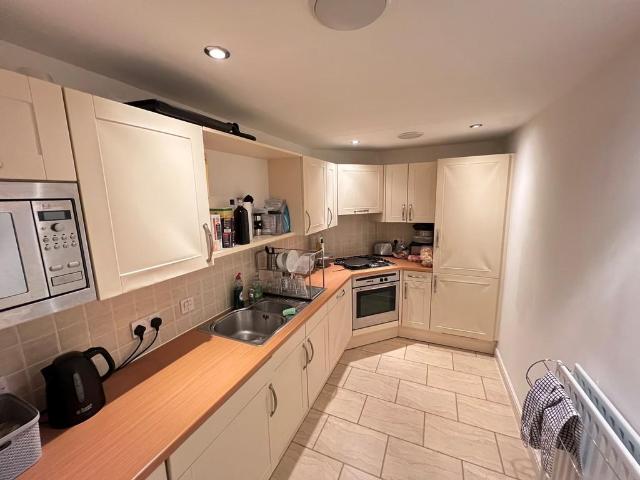 2 bedroom apartment to rent