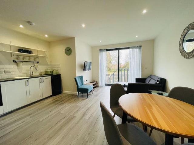 2 bedroom apartment to rent