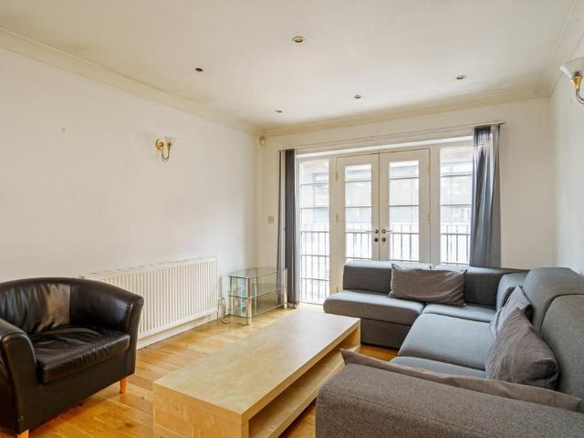 2 bedroom apartment to rent