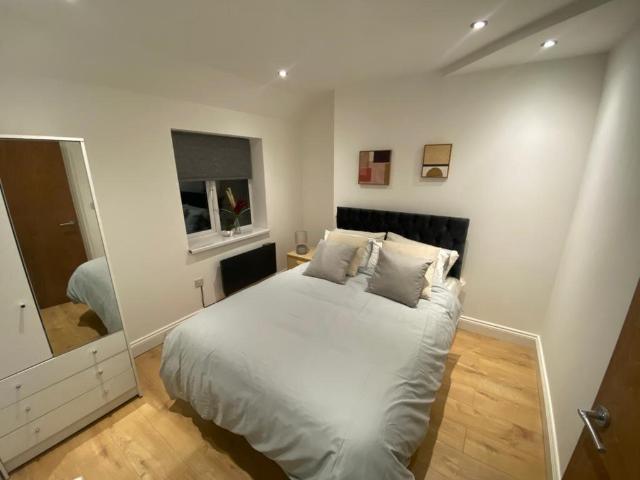 2 bedroom apartment to rent