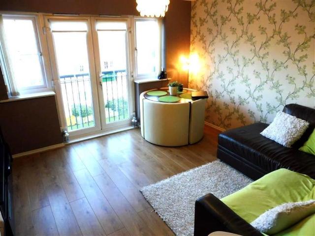 2 bedroom apartment to rent