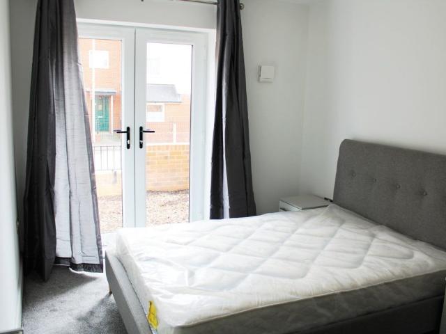 2 bedroom apartment to rent