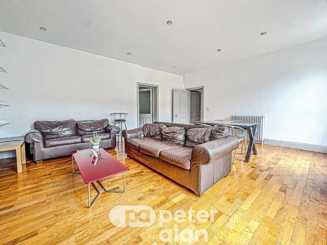 2 bedroom apartment to rent
