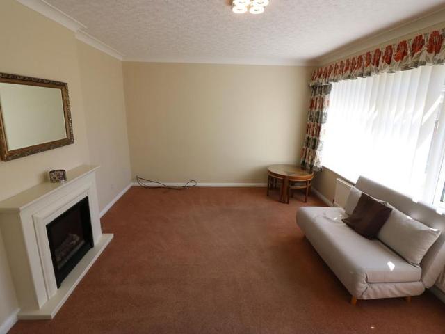 2 bedroom apartment to rent