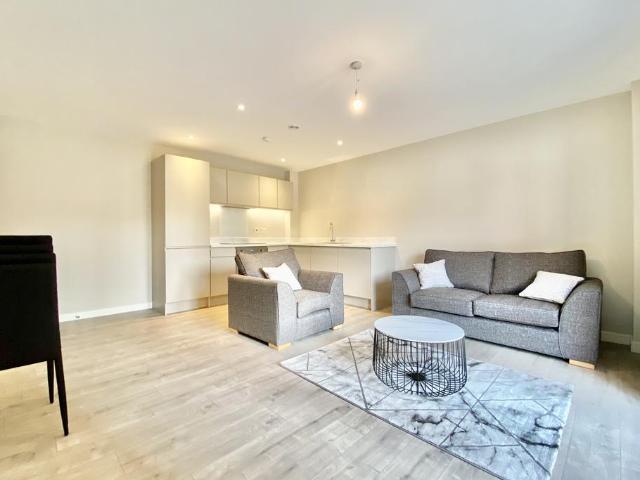 2 bedroom apartment to rent