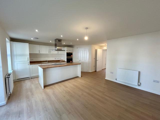 2 bedroom apartment to rent