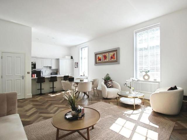 2 bedroom apartment to rent