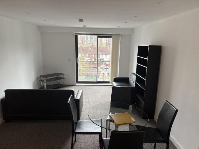 2 bedroom apartment to rent