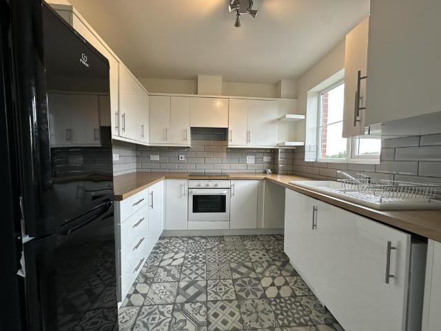 2 bedroom apartment to rent