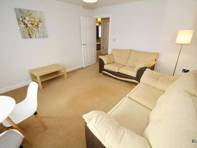 2 bedroom apartment to rent