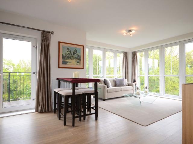 2 bedroom apartment to rent