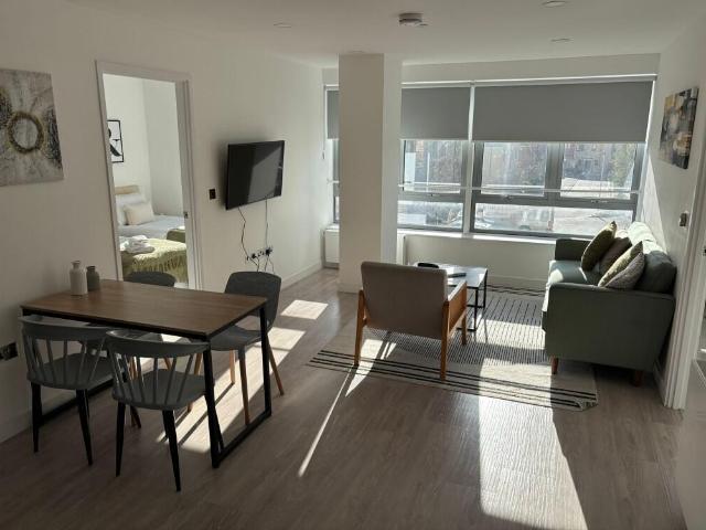 2 bedroom apartment to rent